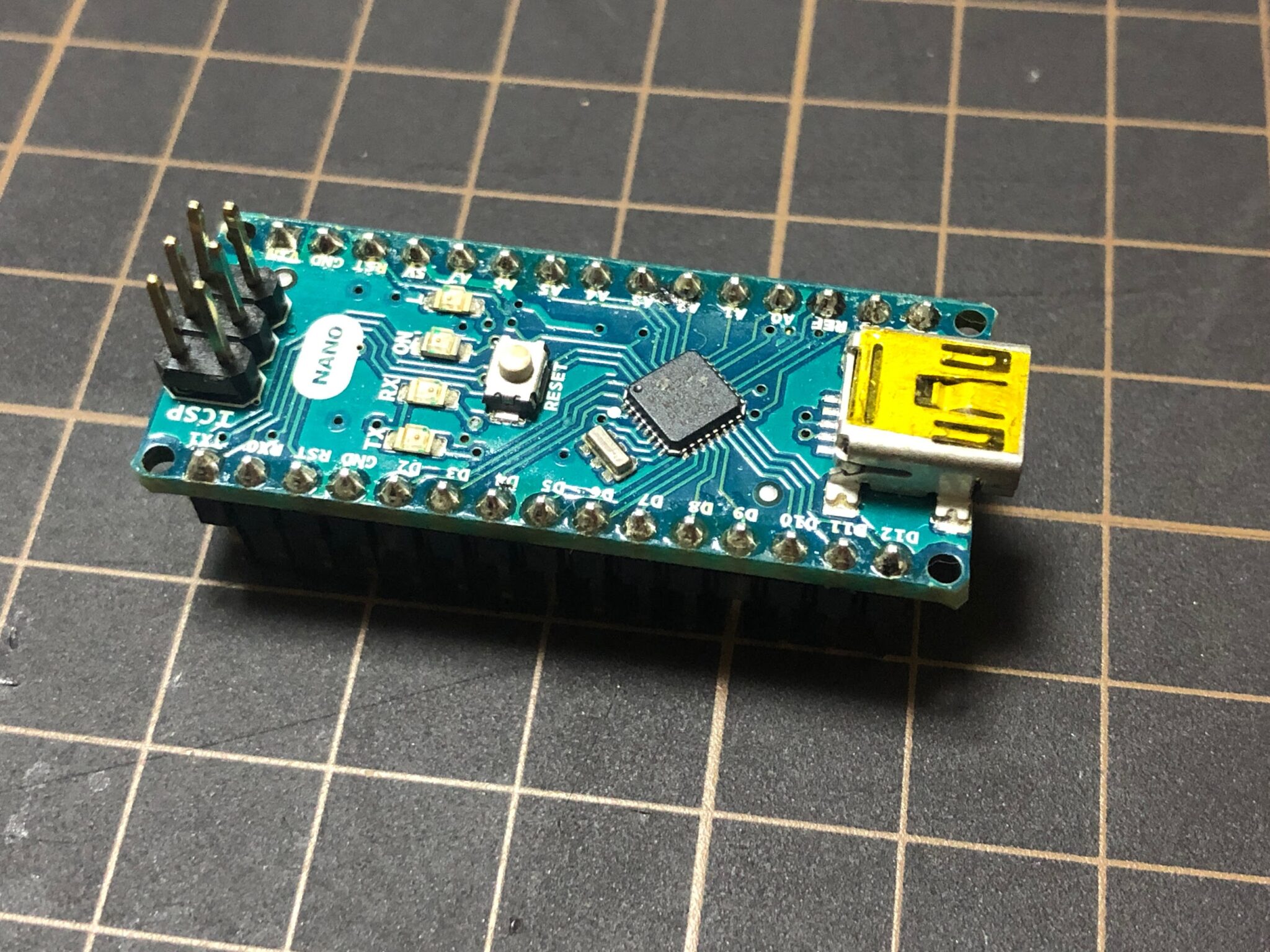 いろんなarduinoとMacbook Proでシリアルポートの相性を調べてみた - make it easy